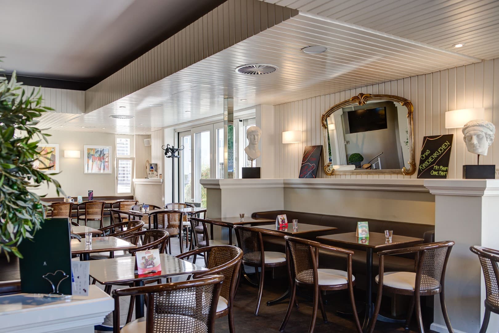 Impressum - Bistro Café Post